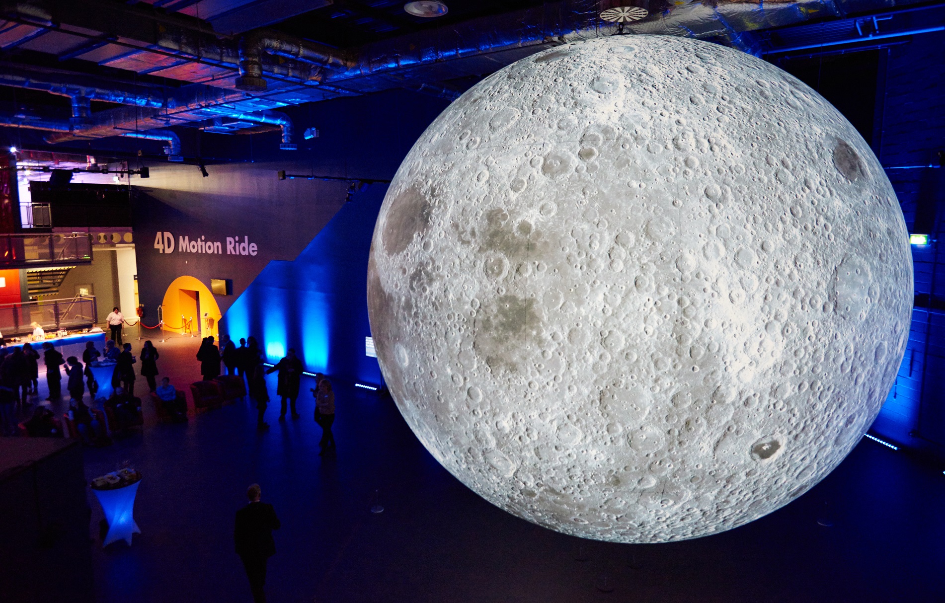 Bringing the moon to the Toon!